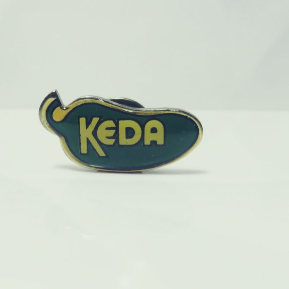 Art | Vintage Keda Enameled Green Pepper Advertising Pin | Poshmark
